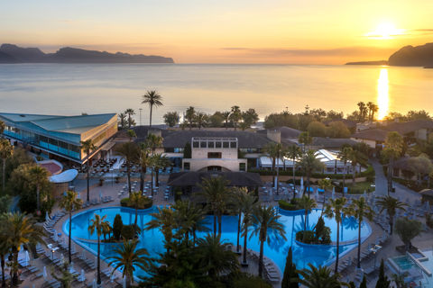 PortBlue Club Pollentia Resort op Mallorca. Voordelig naar Alcudia