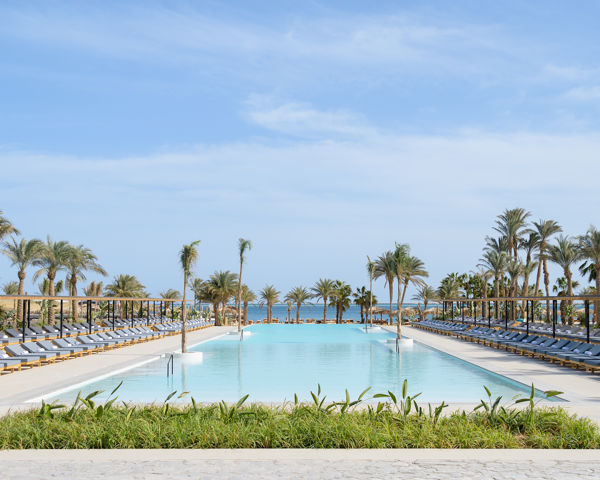 Voordelig naar Serry Beach Resort in Hurghada | Corendon