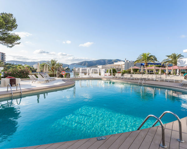 Fly & Go Fergus Style Tobago op Mallorca. Voordelig naar Fergus Style ...