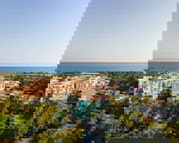 Blue Waters Club in Side. Voordelig op vakantie naar Blue Waters