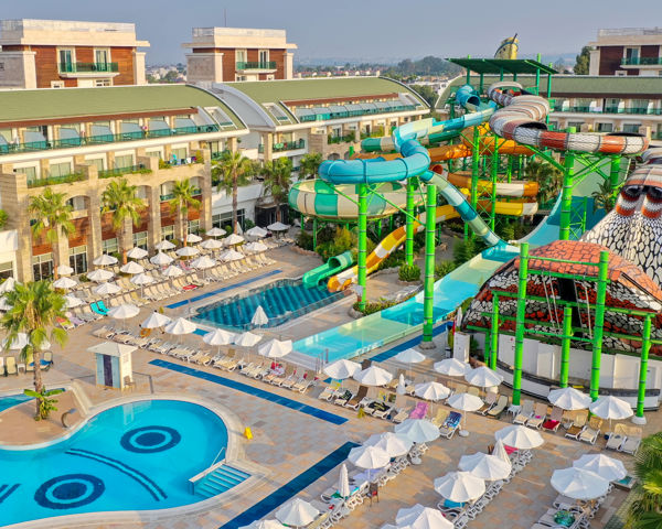 Crystal Waterworld in Belek. Voordelig naar Crystal Waterworld.