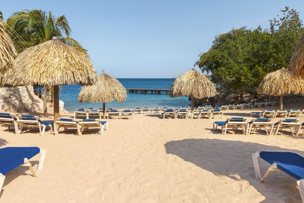 Curacao Caribbean Resort, Spa & Casino in Piscadera Baai. Voordelig ...