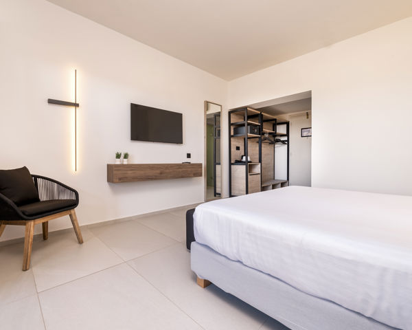 D'Andrea Mare op Rhodos. Voordelig op vakantie naar D'Andrea Mare